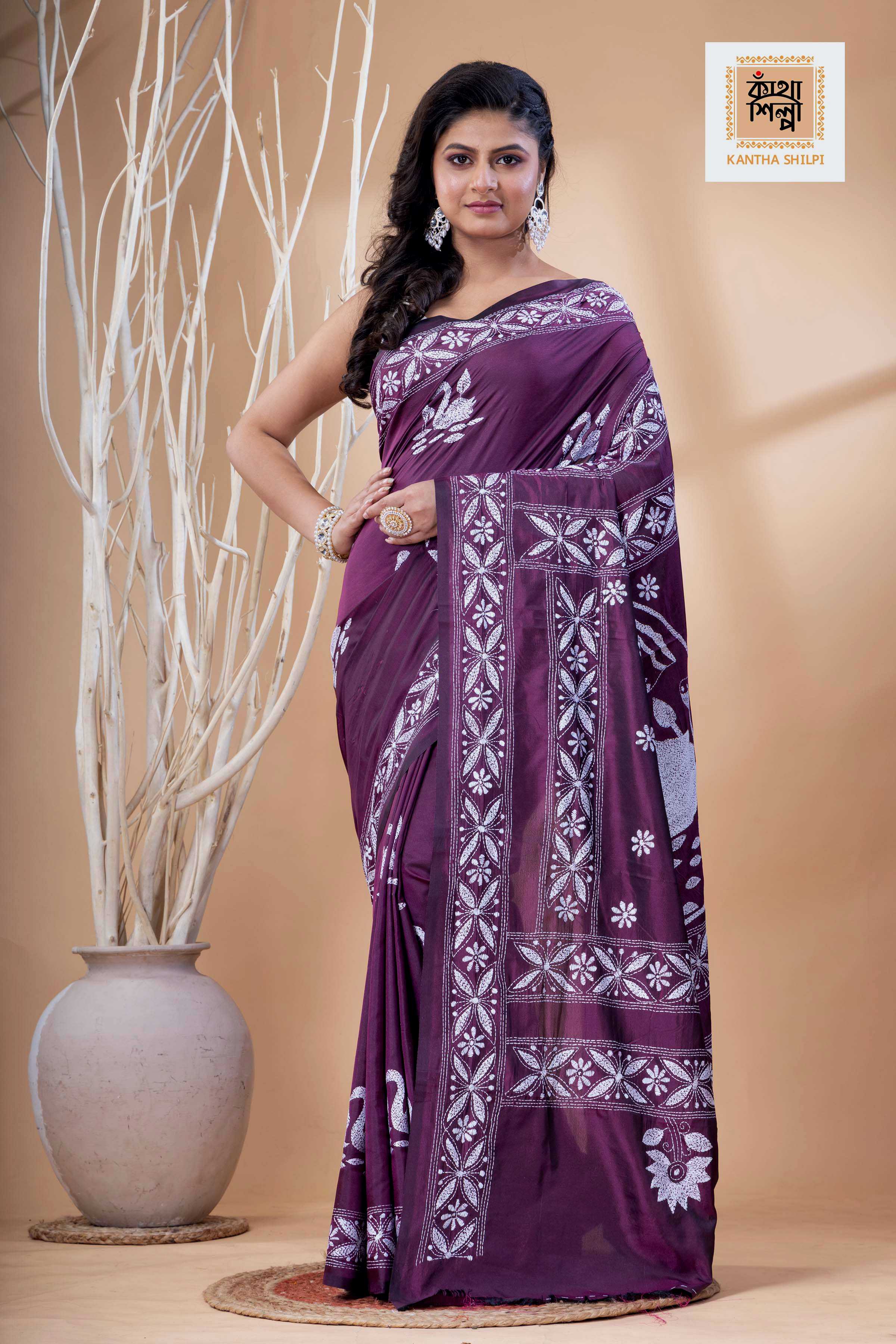 Magenta Color Bangalore Silk White Color Thread Work Kantha Stitch Sar ...